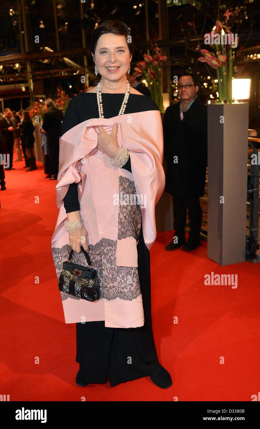Italian actress Isabella Rossellini arrives for the premiere of the ...