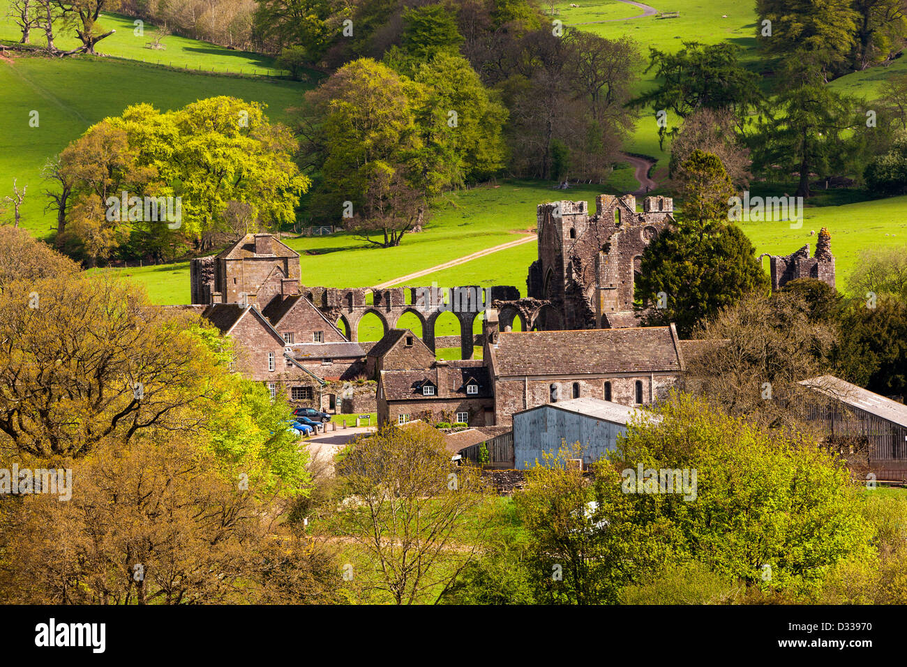 Llanthony valley hi-res stock photography and images - Alamy
