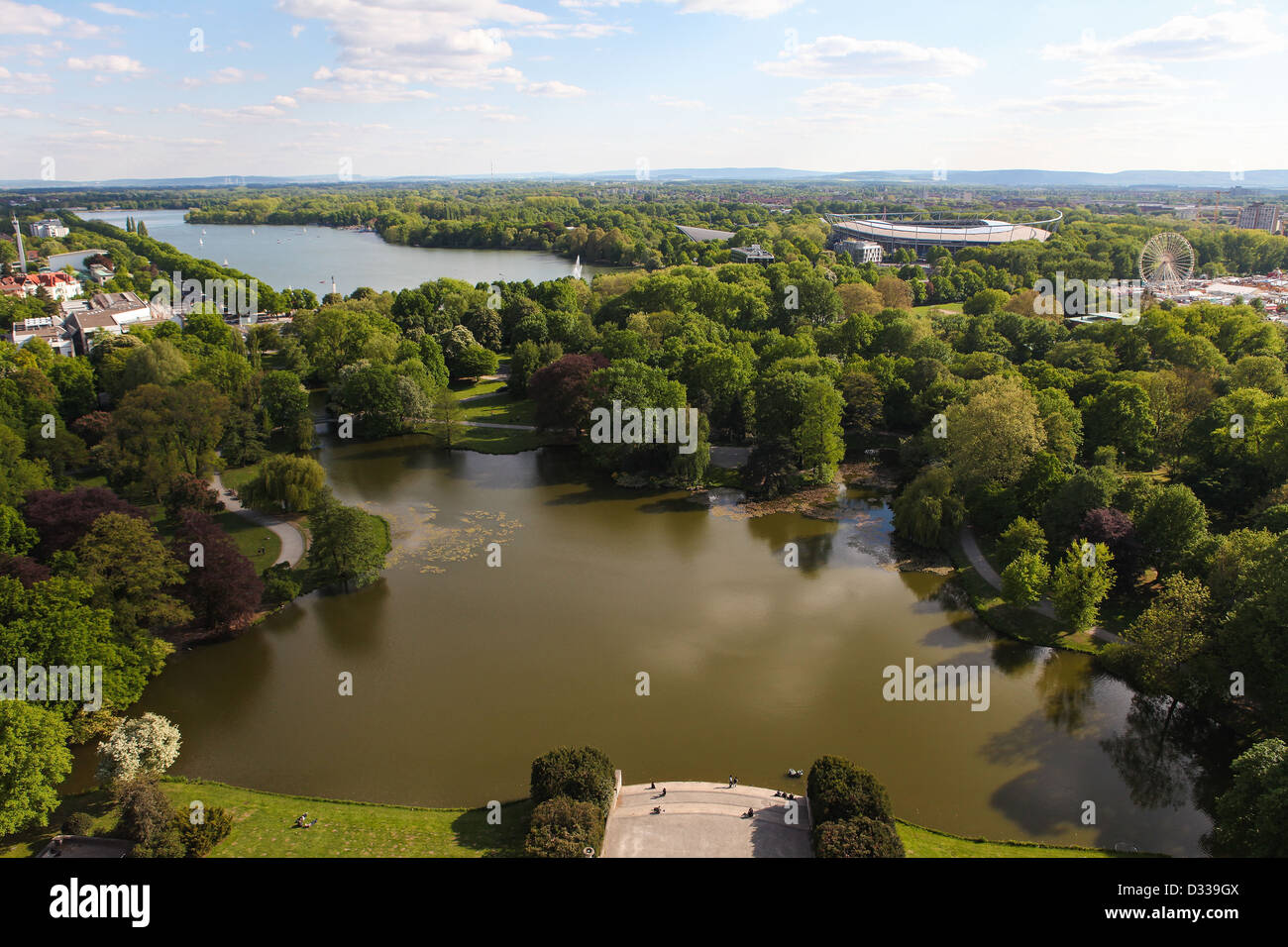 View from the New Town Hall on the Maschsee and forest in the center of ...