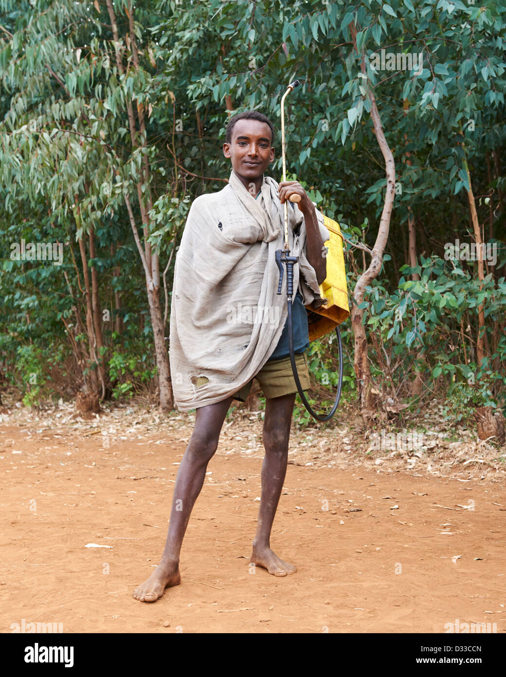 Barefoot boy hi-res stock photography and images - Alamy