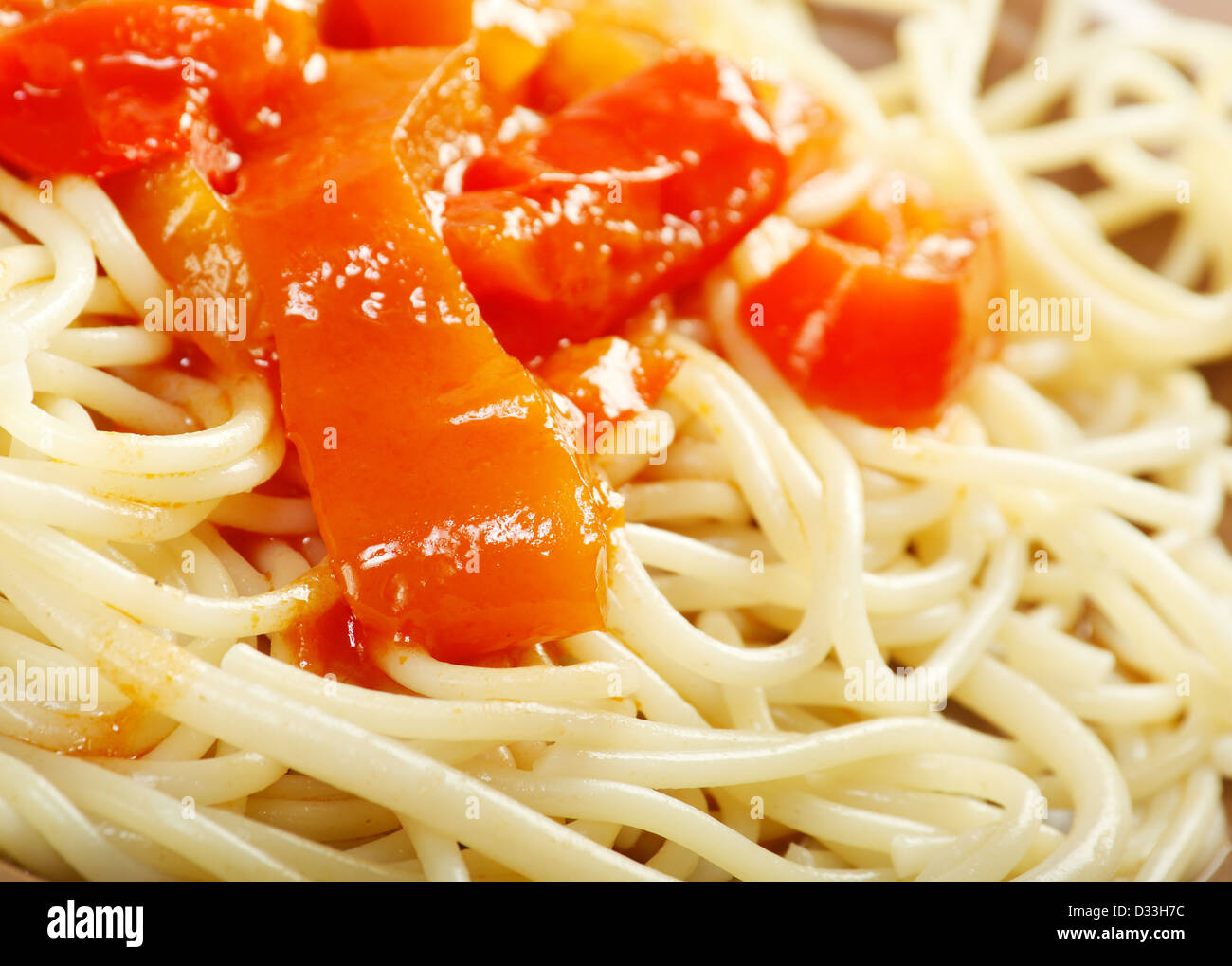 Spaghetti with paprika hi-res stock photography and images - Alamy