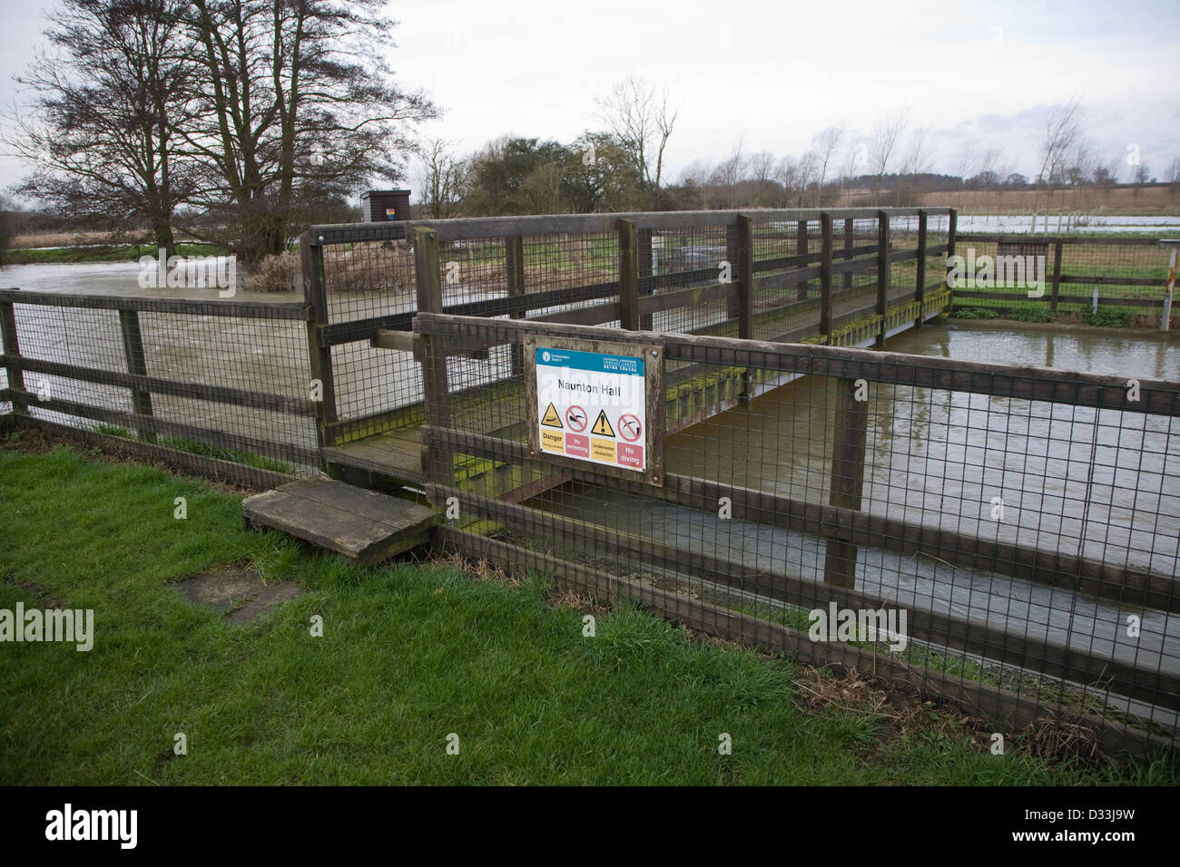 Flooding on the River Deben at Naunton Hall weir, Rendlesham, Suffolk ...