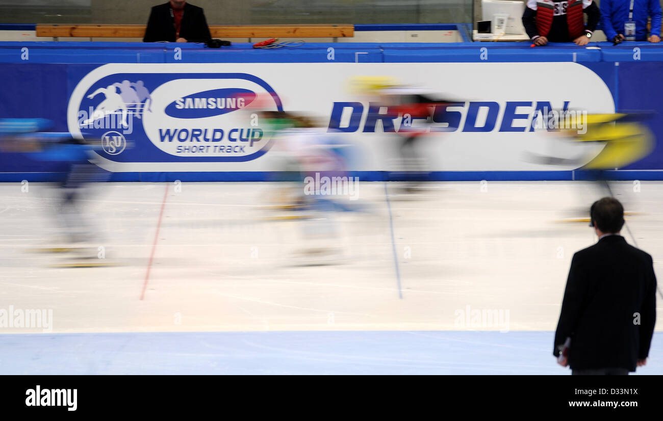 500 Meter Run High Resolution Stock Photography and Images - Alamy