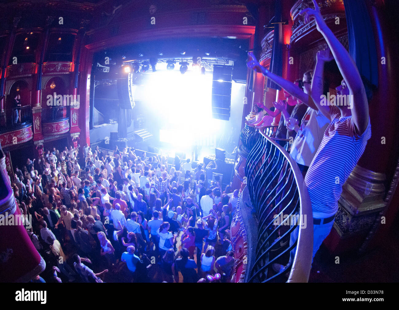 Crowd From Above Stock Photos & Crowd From Above Stock Images - Alamy