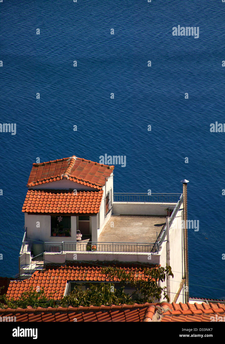 house near sea Stock Photo - Alamy