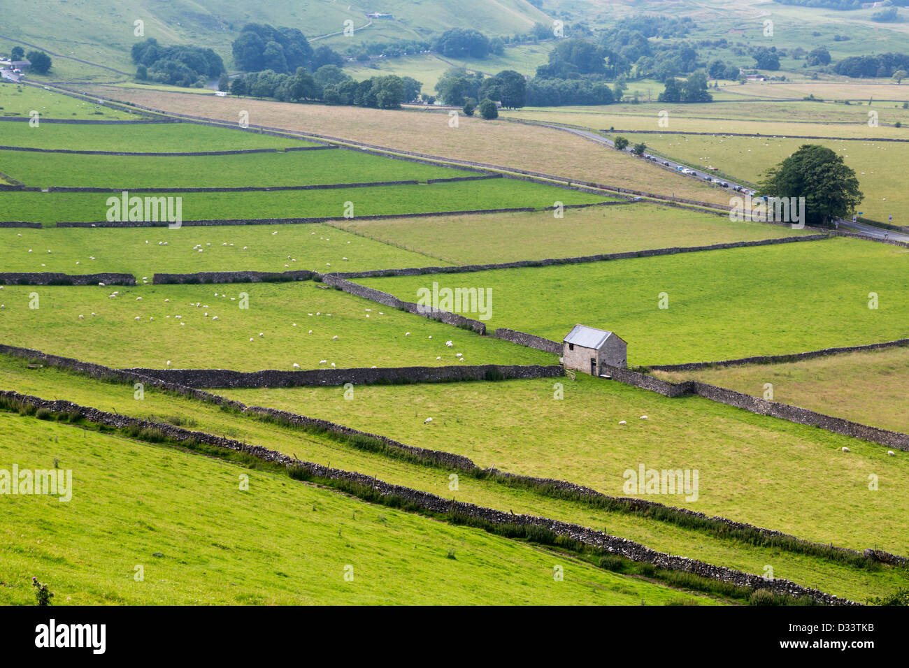 Small fields hi-res stock photography and images - Alamy