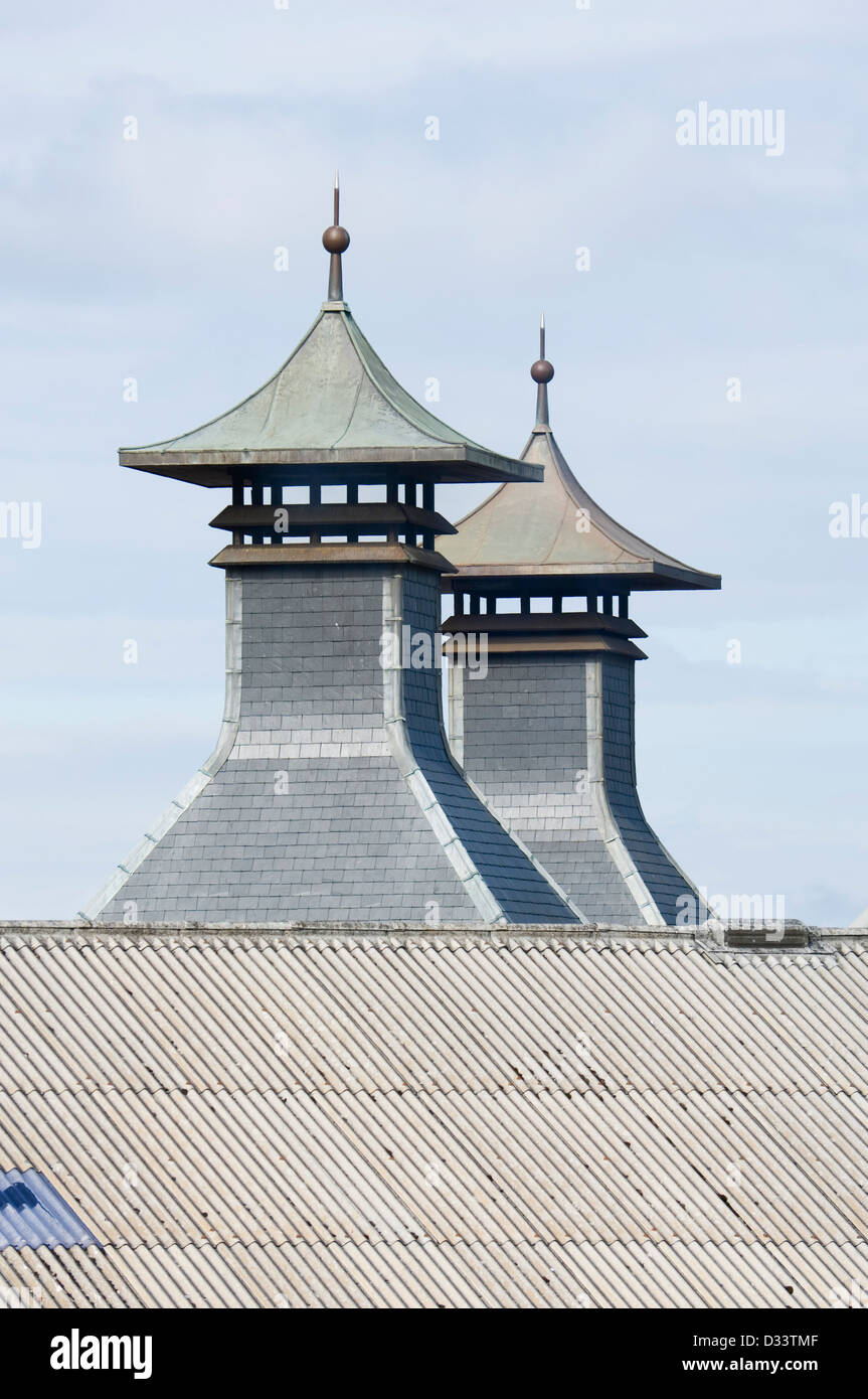 Whiskey whisky pagoda roof hi-res stock photography and images - Alamy