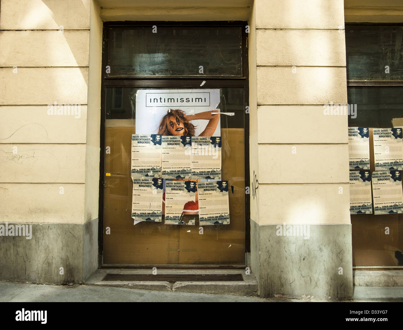 Anarchy hi-res stock photography and images - Alamy