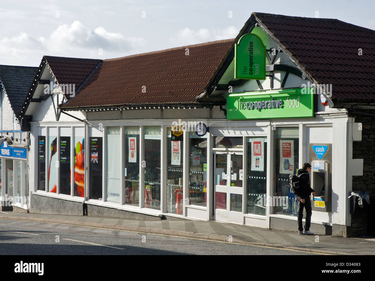 Co operative store hi-res stock photography and images - Alamy