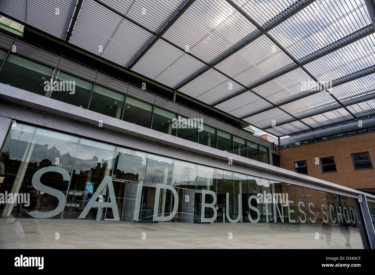 Seal university oxford hi-res stock photography and images - Alamy