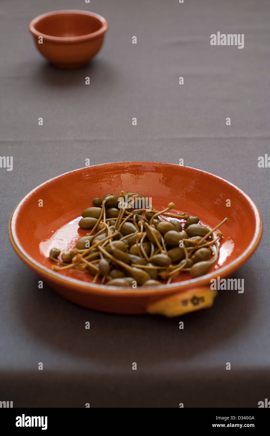 Close-up view of organic Italian large-sized Capers Stock Photo - Alamy