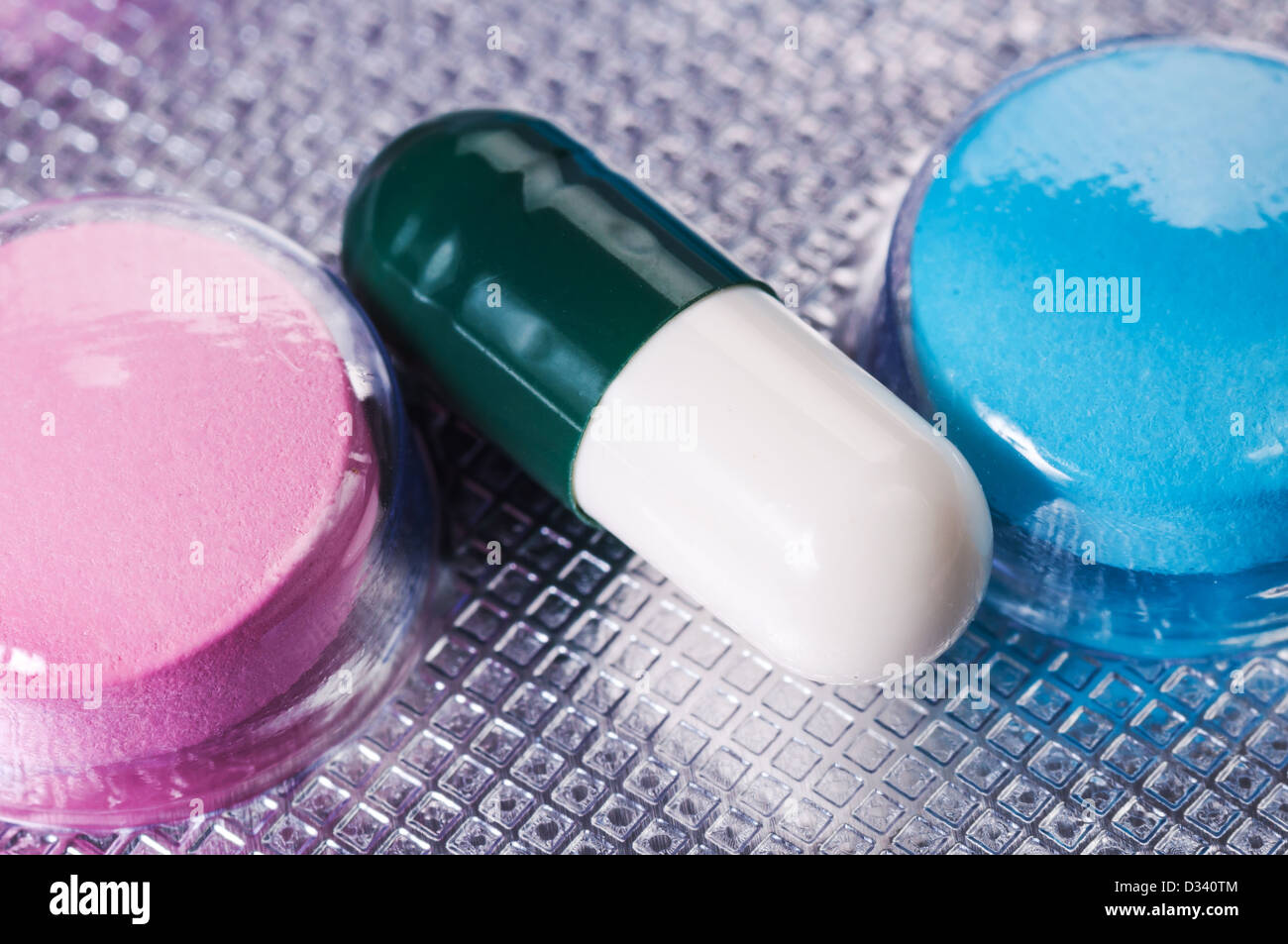 Capsule and pills in the package macro Stock Photo - Alamy