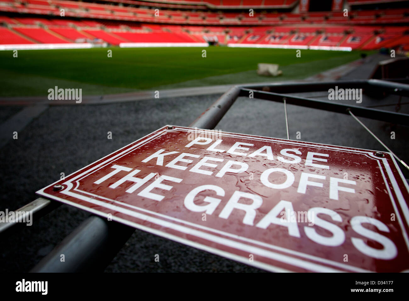 Football ground maintenance hi-res stock photography and images - Alamy