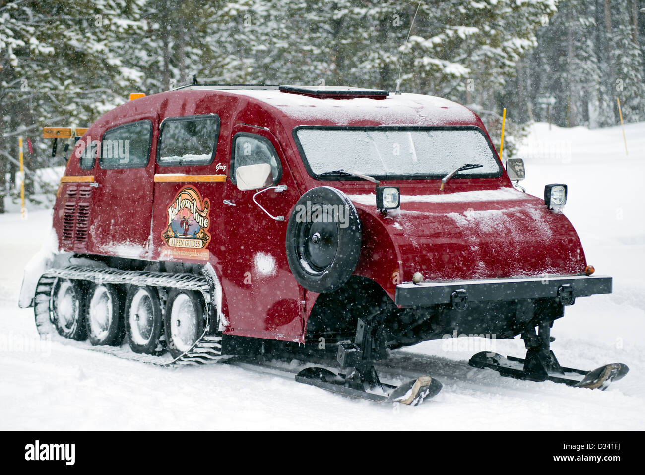 Red snowcoach hi-res stock photography and images - Alamy