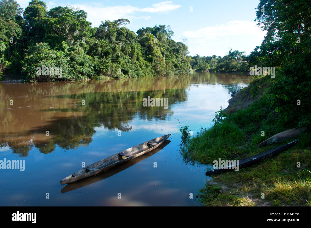 A canoe on Rio Galvez, Amazonian Peru Stock Photo - Alamy