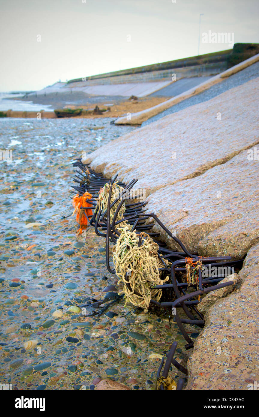 Coastal flood defence damage hi-res stock photography and images - Alamy