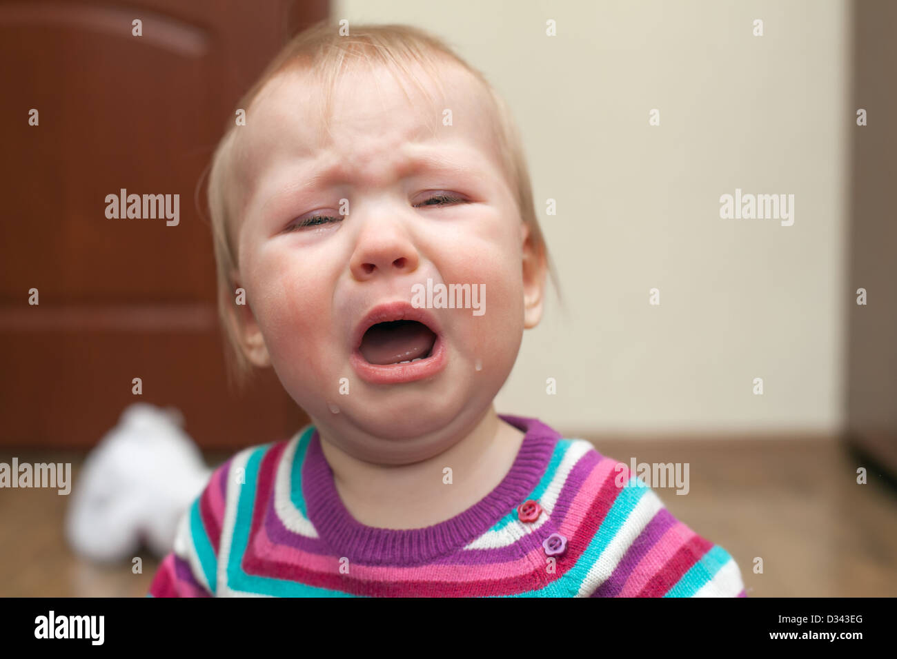Upset baby crying angry hi-res stock photography and images - Alamy