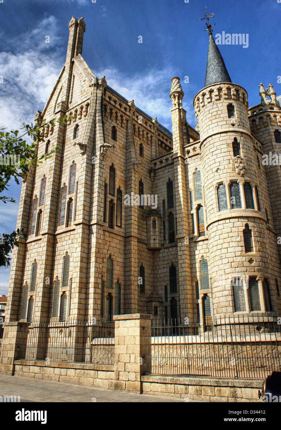 Episcopal palace architecture hi-res stock photography and images - Alamy