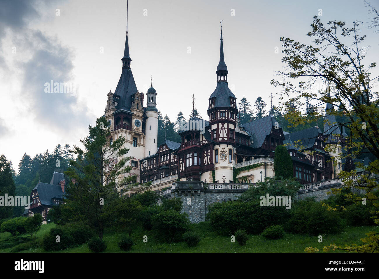 Neo renaissance castle hi-res stock photography and images - Alamy