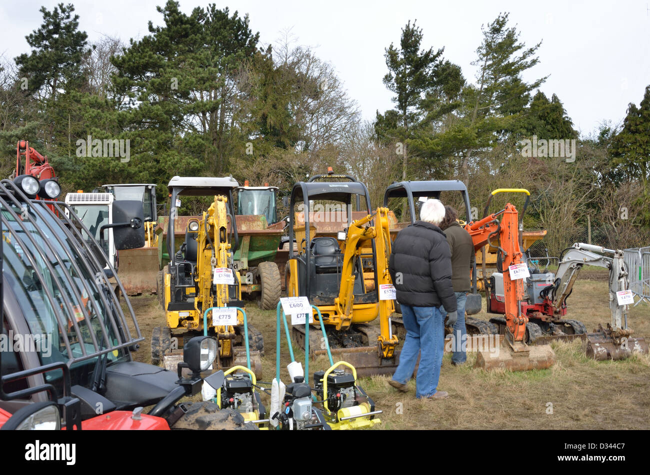 Hand diggers hi-res stock photography and images - Alamy