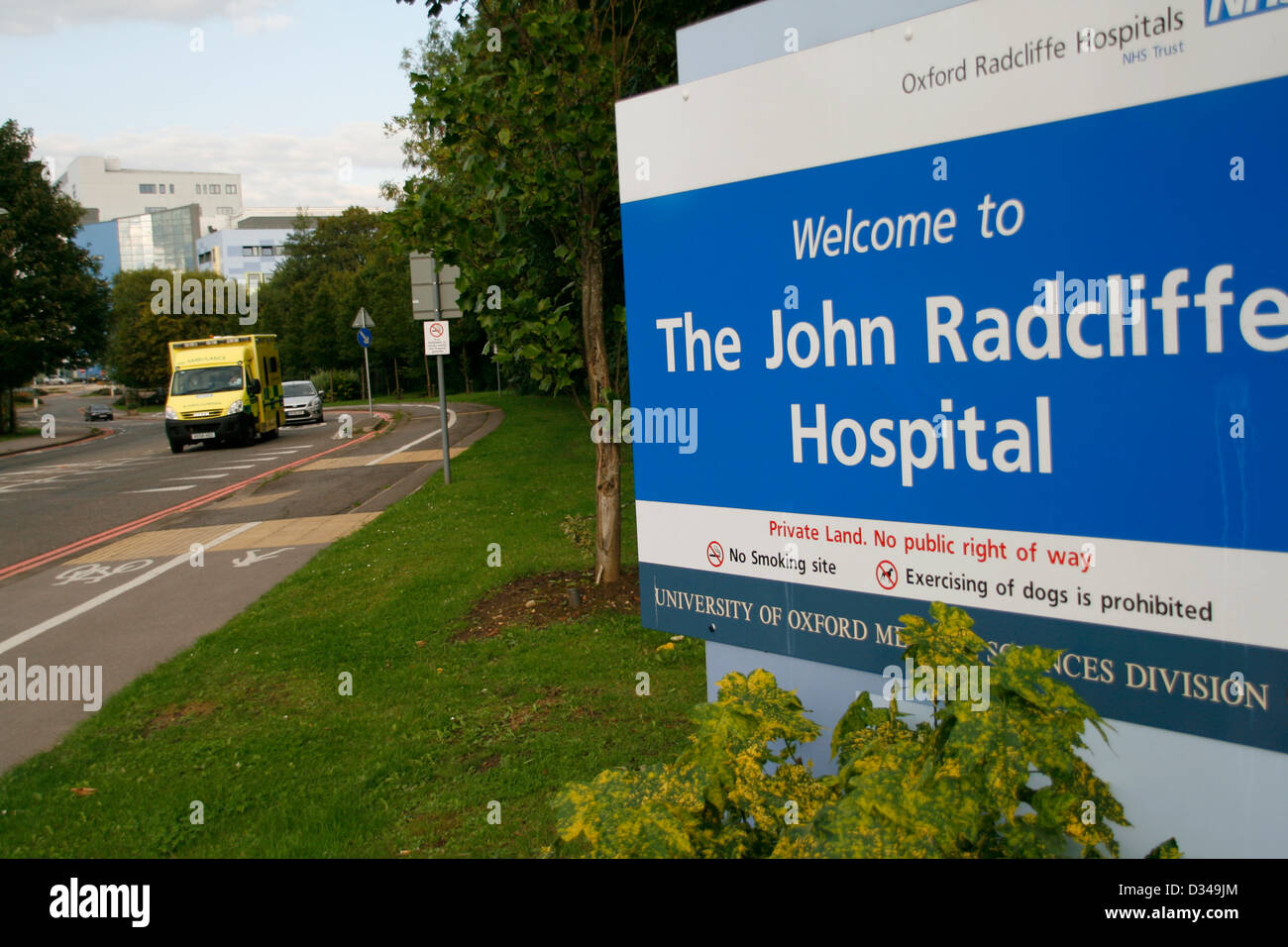 John radcliffe hospital oxford hi-res stock photography and images - Alamy