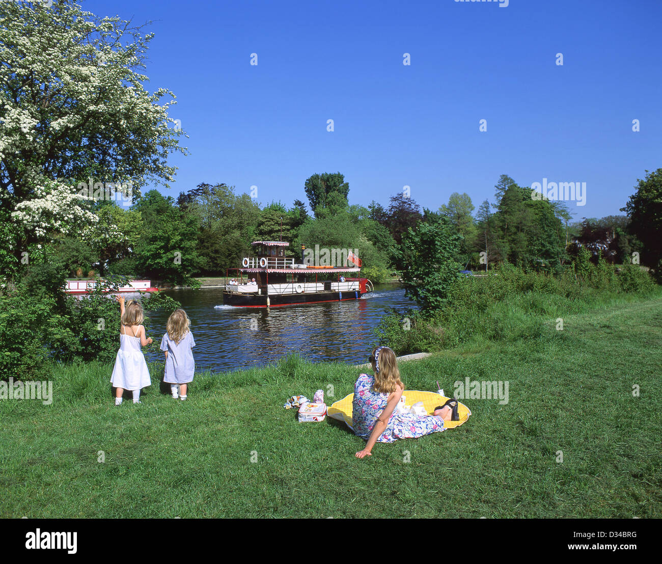 Boating on River Thames, Runnymede, Surrey, England, United Kingdom ...