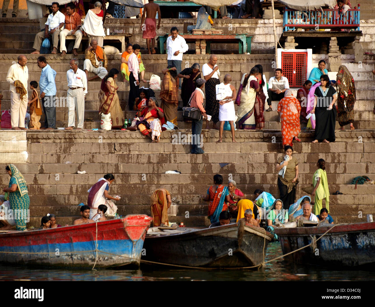 Indian Hindus on ghats at Varanasi, India, during morning puja Stock ...