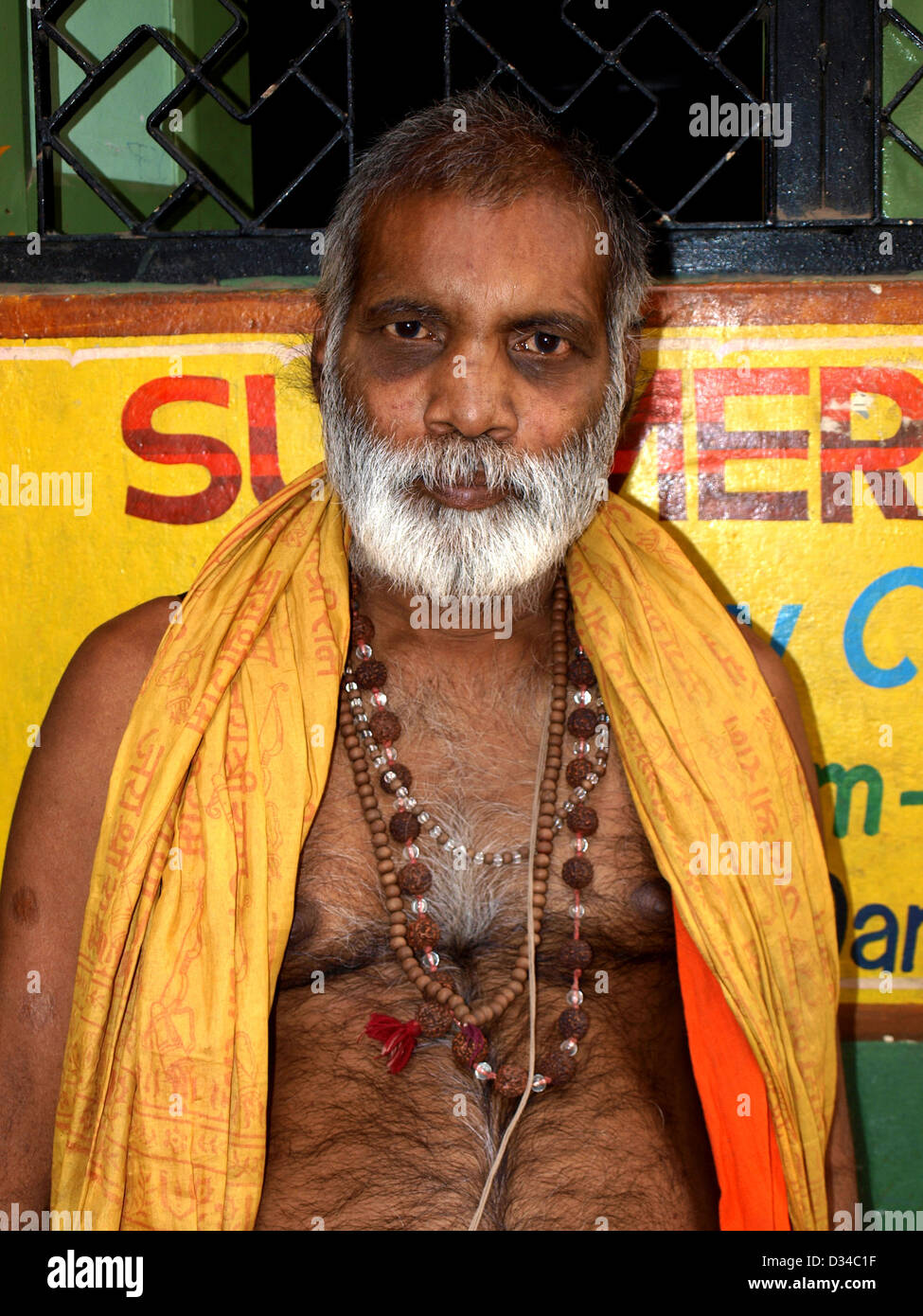 Indian robes, man hi-res stock photography and images - Alamy
