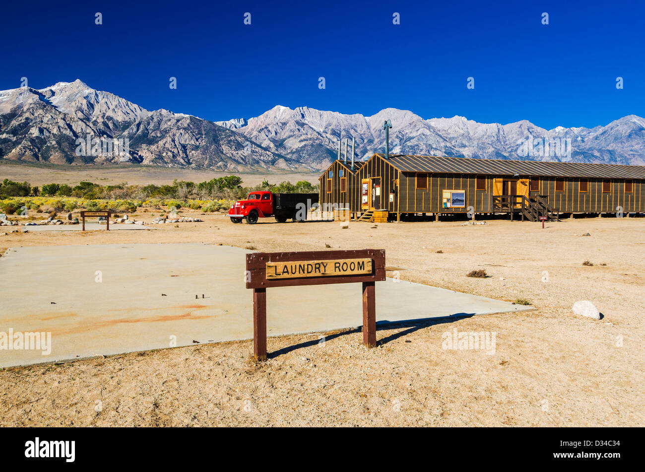 Manzanar national historical site hi-res stock photography and images ...