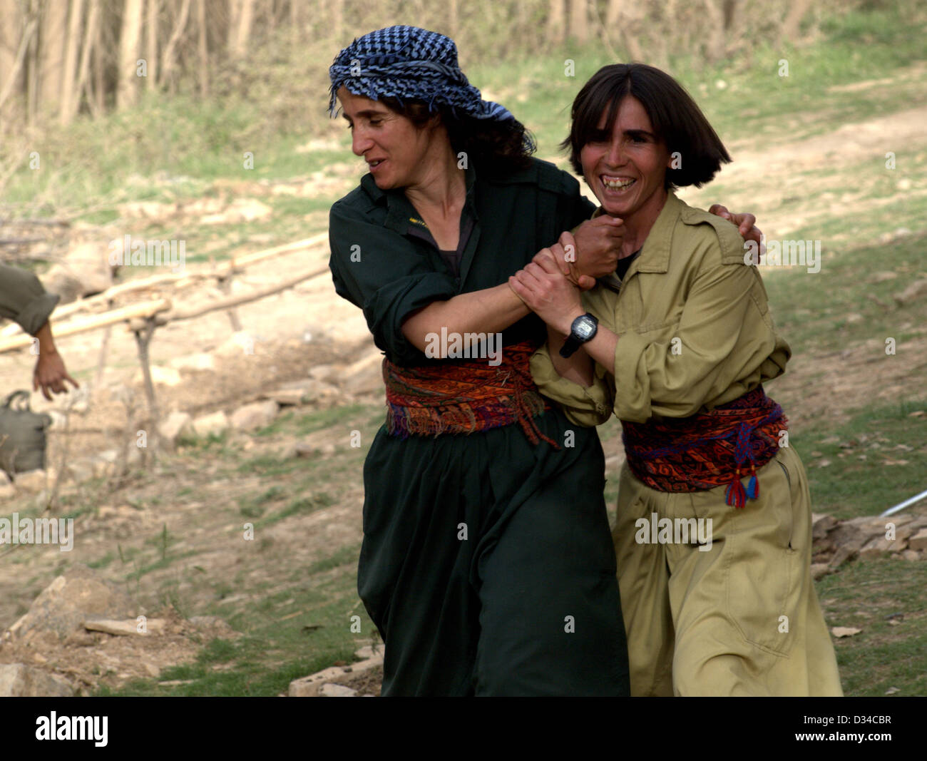 Kurdish female guerrilla fighters hi-res stock photography and images ...