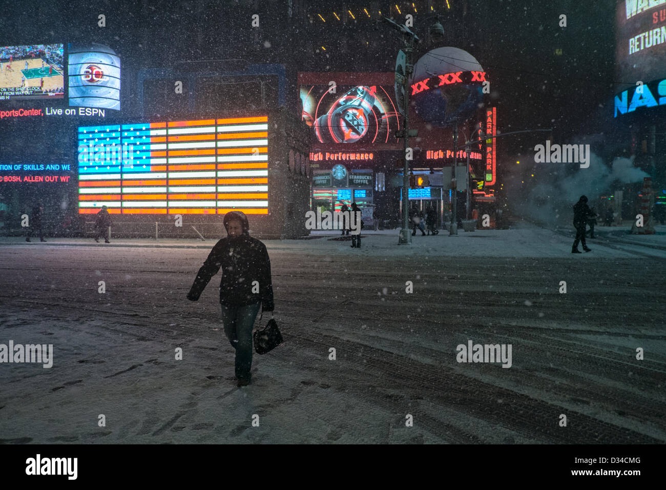 Times square snow storm hi-res stock photography and images - Alamy