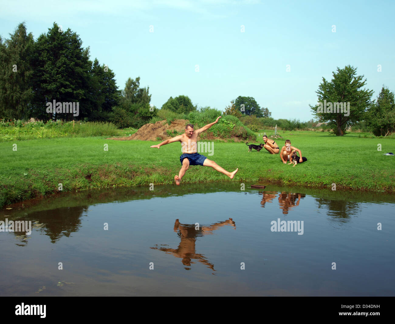 Pond country hi-res stock photography and images - Alamy