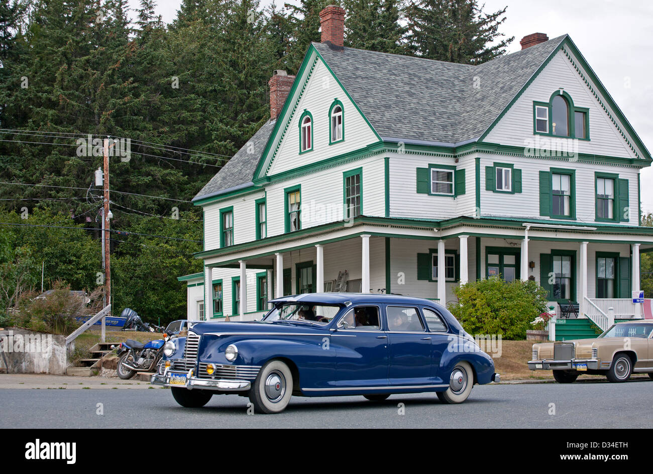 1950 Packard De Luxe 8 sedan. Haines. Alaska Stock Photo - Alamy