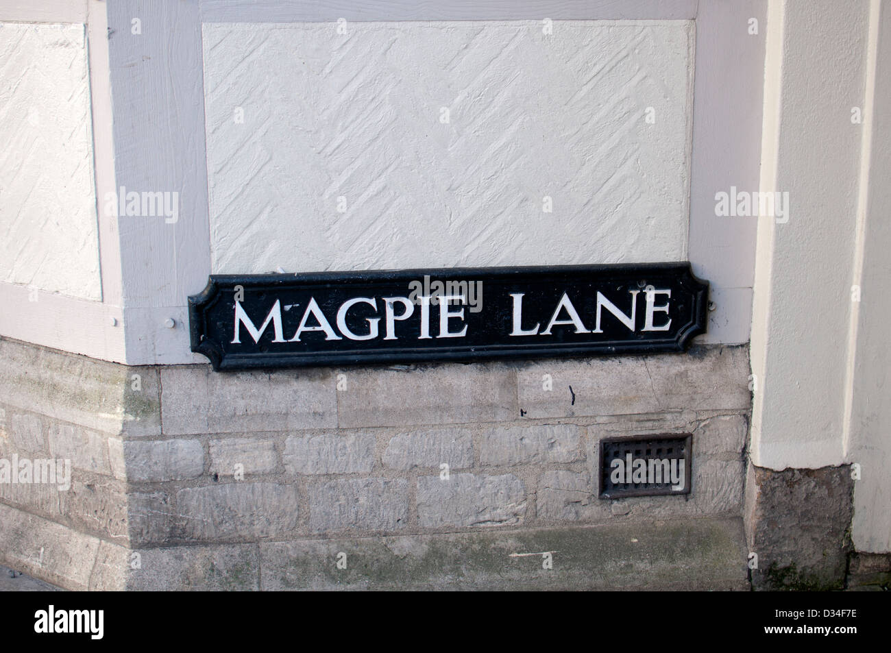 Magpie lane hi-res stock photography and images - Alamy