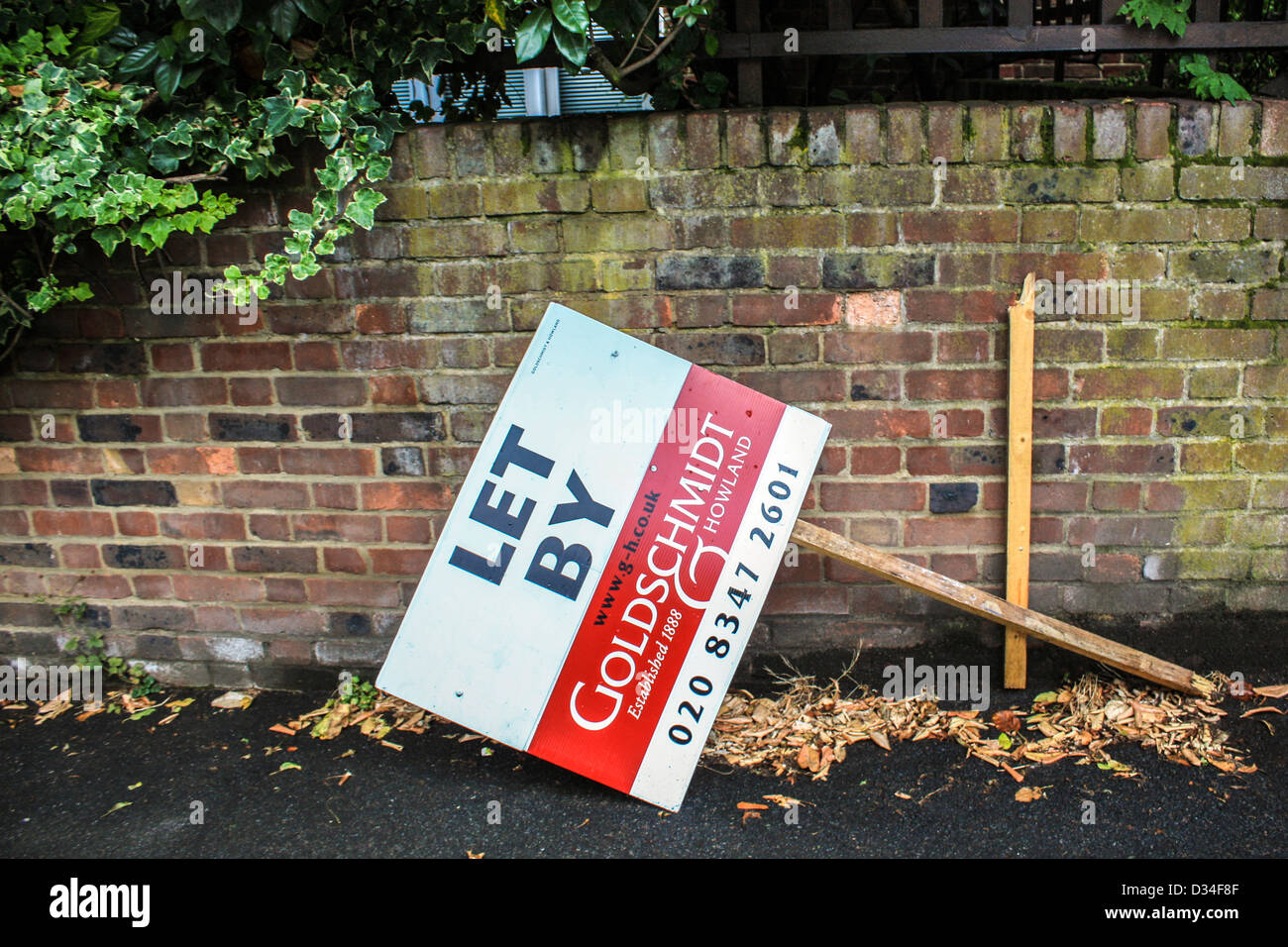 Let by sign hi-res stock photography and images - Alamy