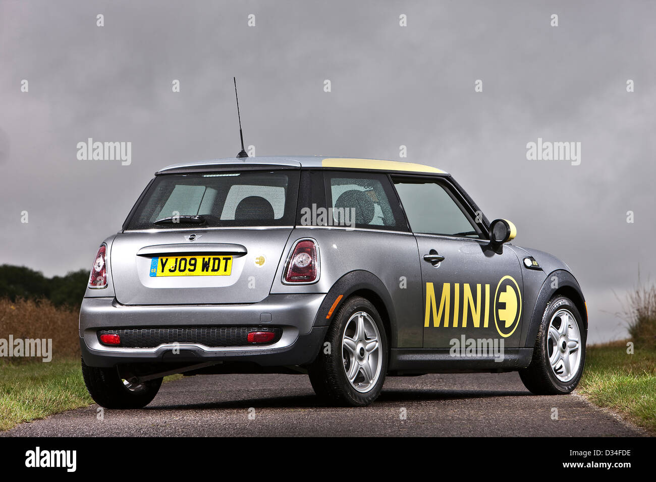 Rear view electric car hi-res stock photography and images - Alamy