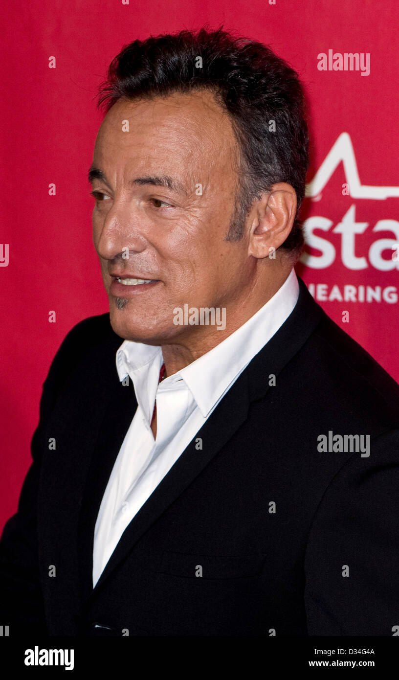 Los Angeles, USA. 8th February 2013. Honoree BRUCE SPRINGSTEEN arrives ...