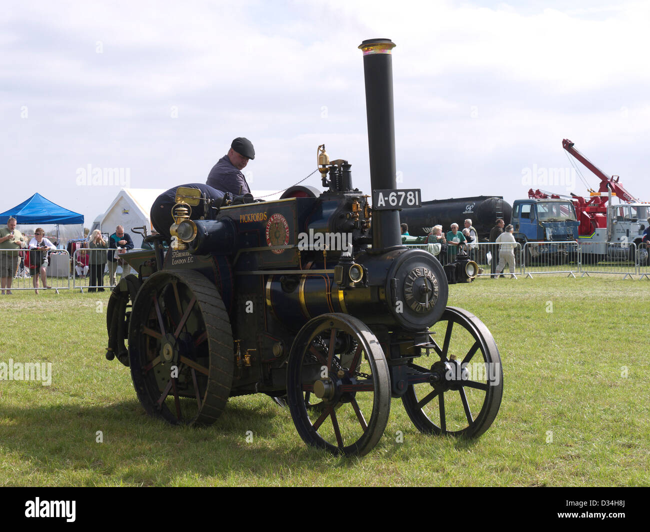 Wallis tractor hi-res stock photography and images - Alamy