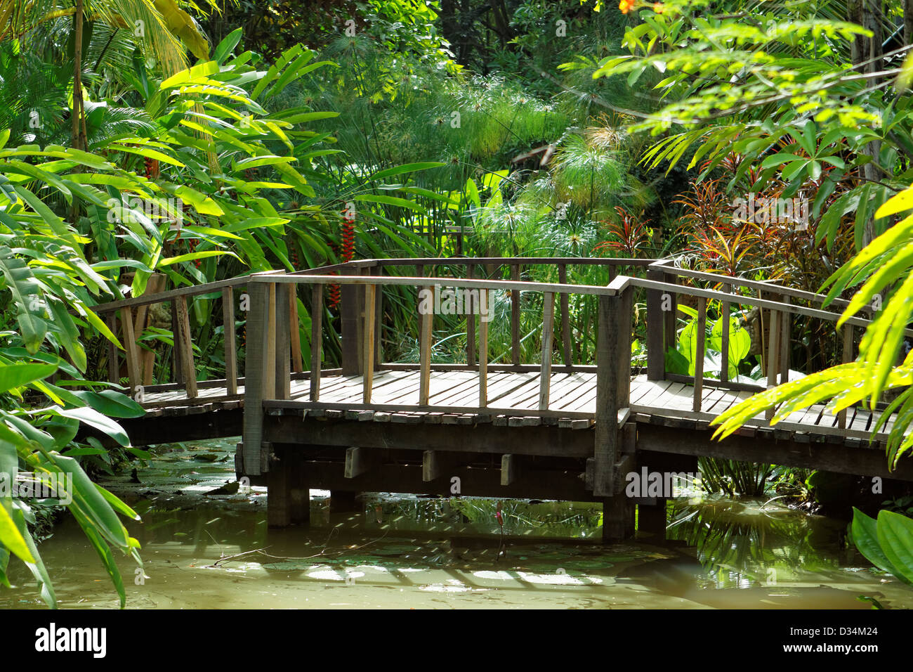 Beautiful brown wood texture bridge hi-res stock photography and images ...