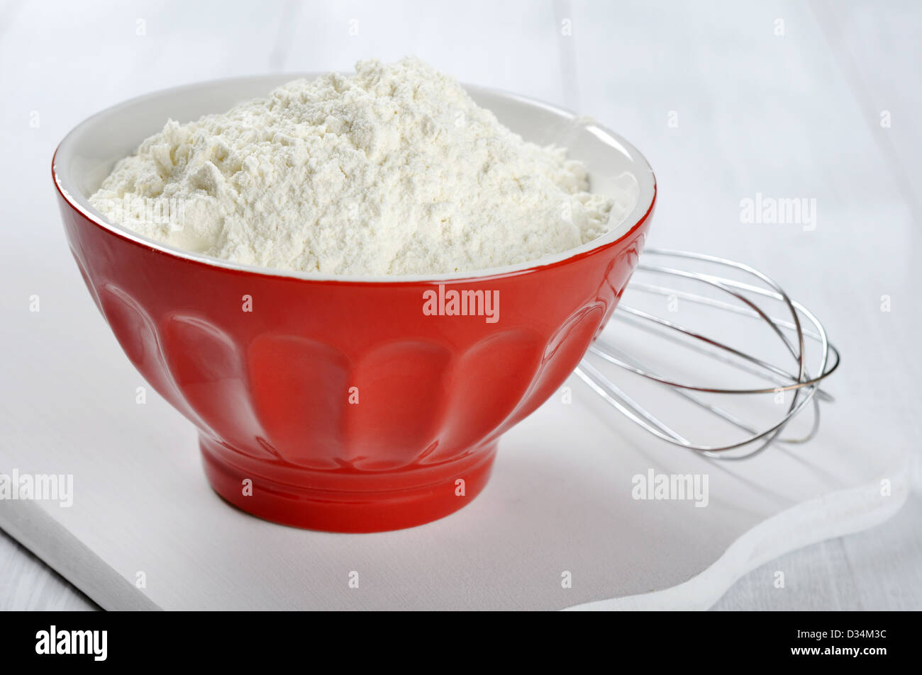 Red pastry flour hi-res stock photography and images - Alamy
