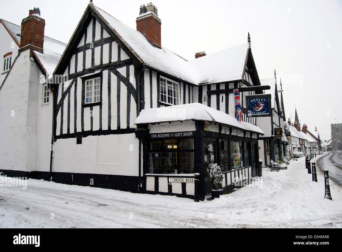 Henley in arden ice cream hi-res stock photography and images - Alamy