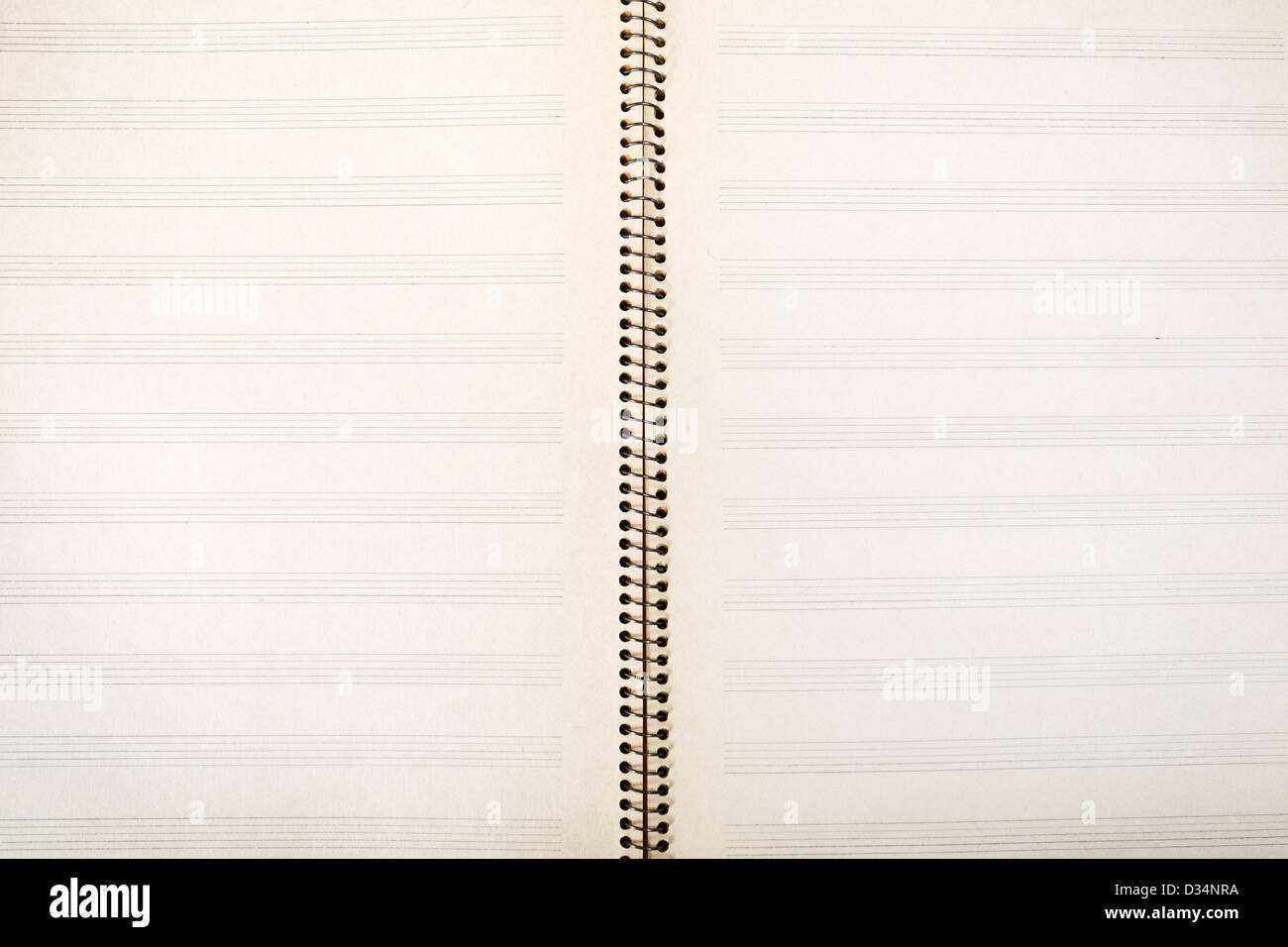 Blank sheet music hi-res stock photography and images - Alamy
