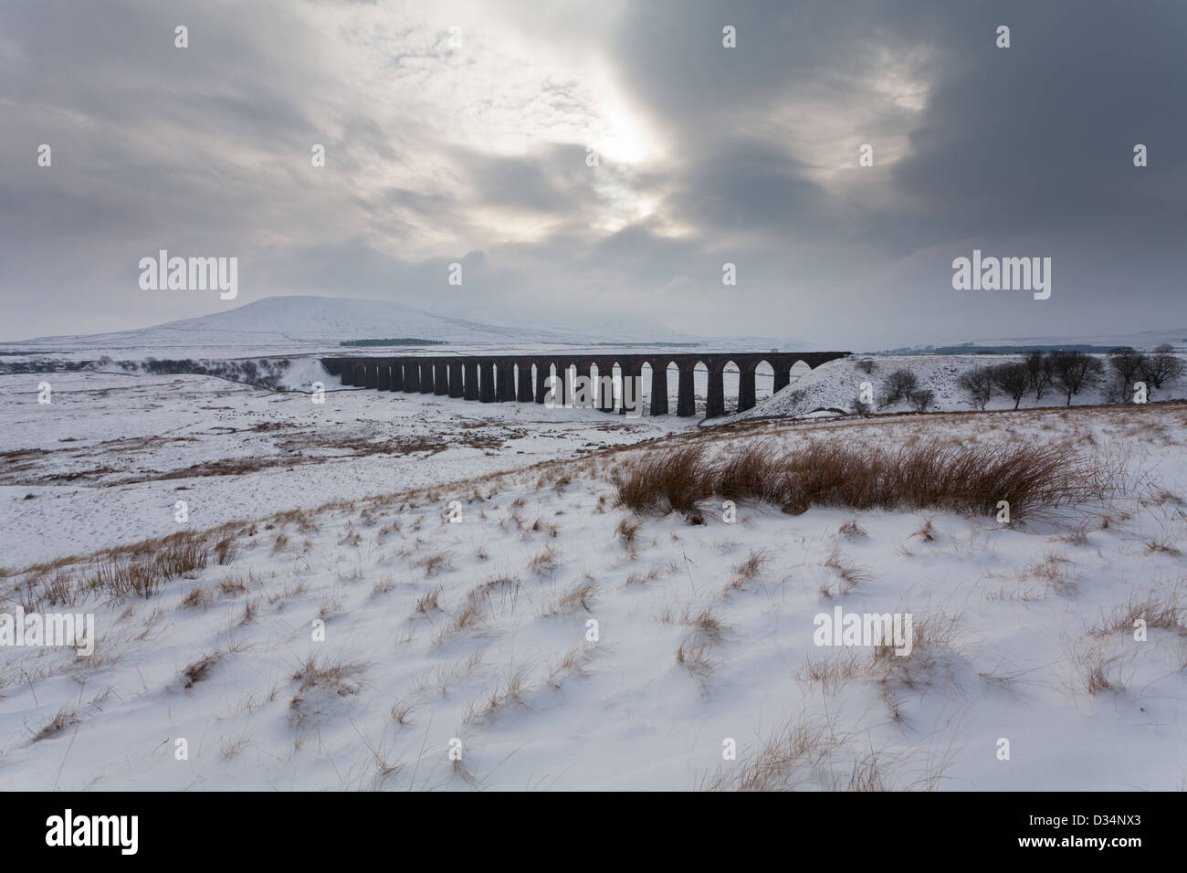 Ribblehead viaduct hi-res stock photography and images - Alamy