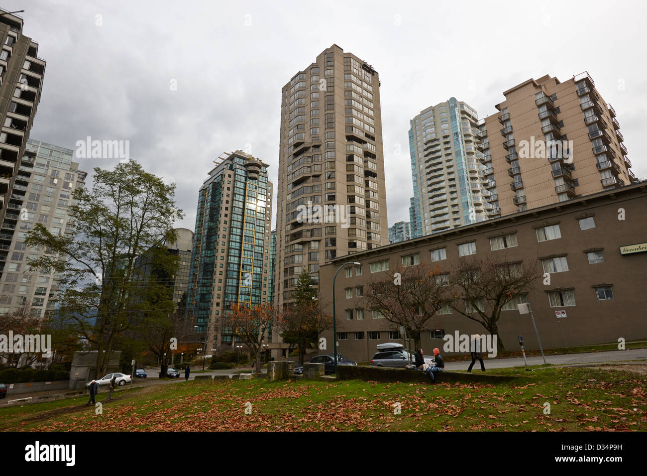 High streets in high rise building hi-res stock photography and images ...