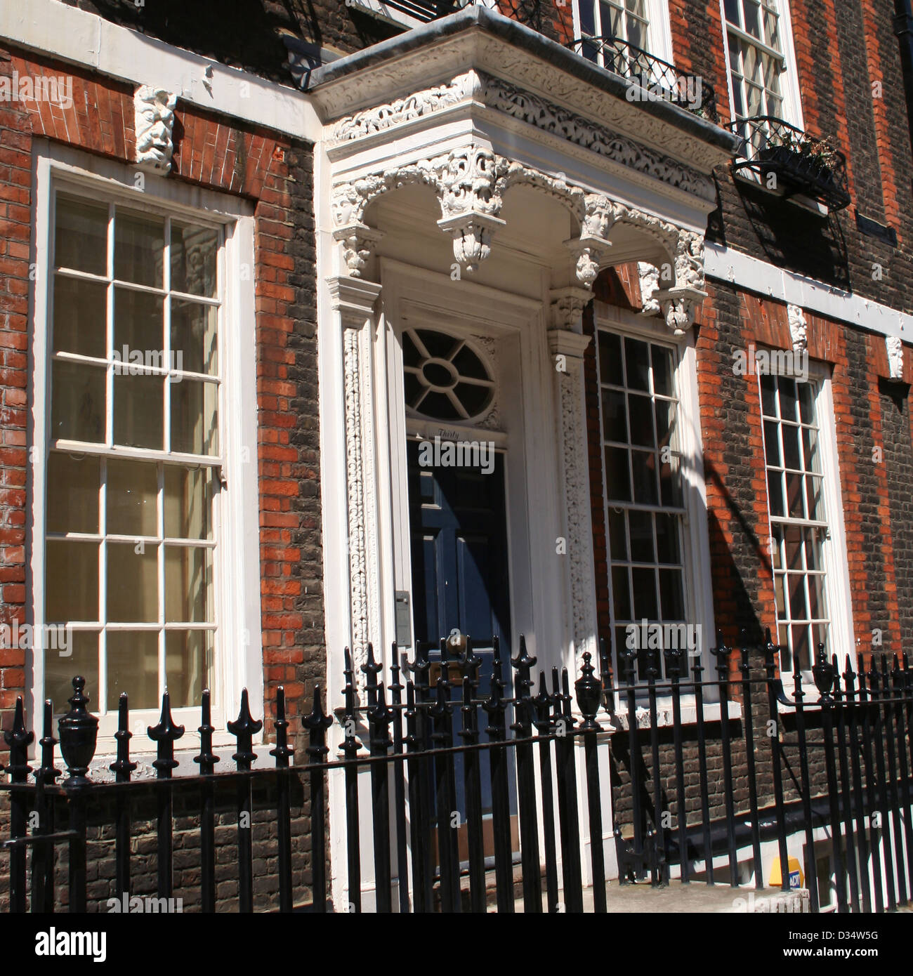 Queen Anne's Gate London Sw1 Stock Photos & Queen Anne's Gate London ...