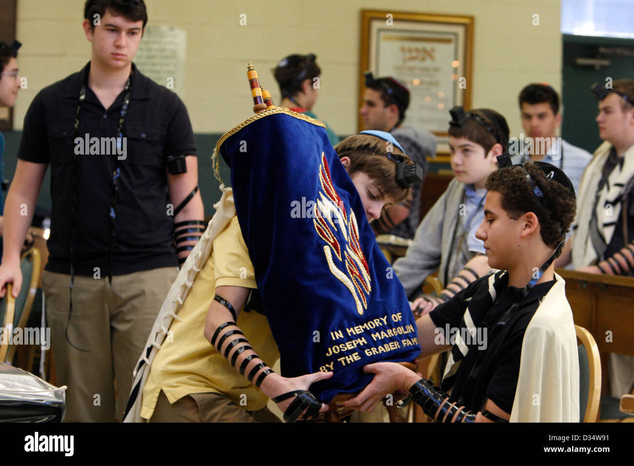 Hebrew academy hi-res stock photography and images - Alamy
