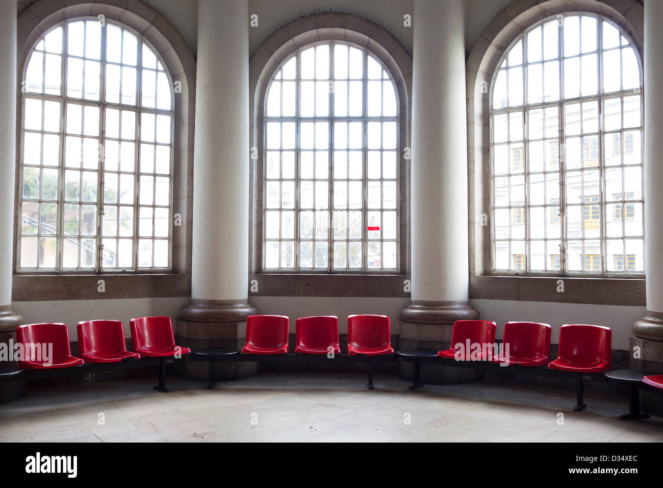 Gp waiting room hi-res stock photography and images - Alamy