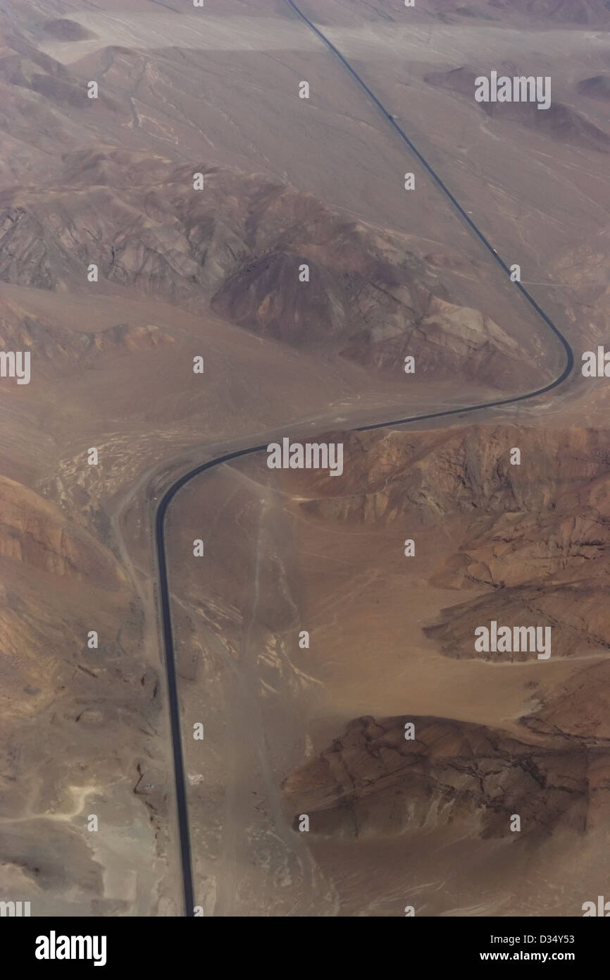 Pacific desert coast Peru Chile Atacama color Stock Photo - Alamy