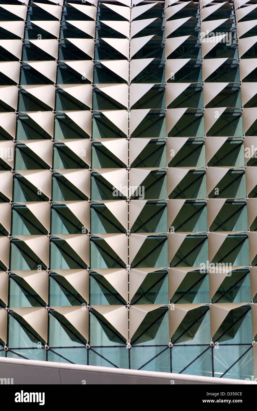 Aluminium sun shade control panels on the roof of the Esplanade ...