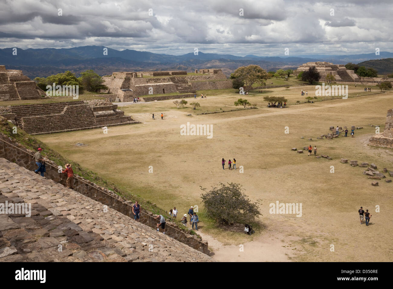Zapotec ruins hi-res stock photography and images - Alamy